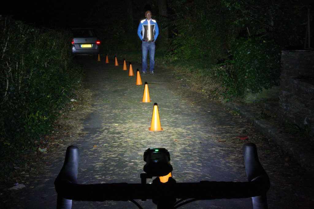 Hope R2i front light - Cycling News | Bike Reviews | road.cc