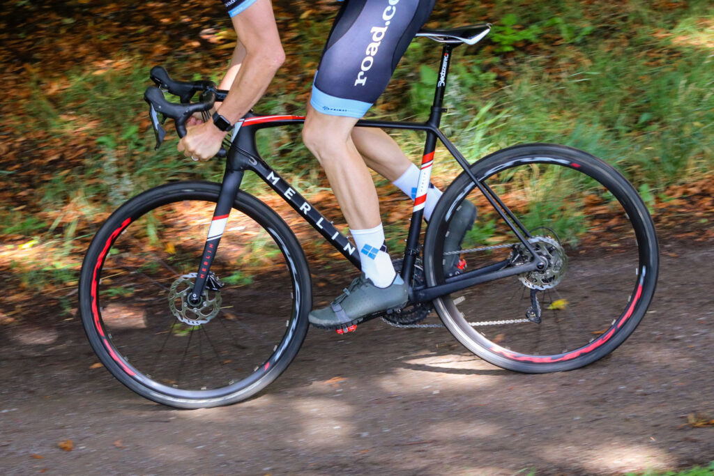Merlin GX-01 Shimano 105 R7000 Carbon Gravel Bike - Cycling News | Bike ...