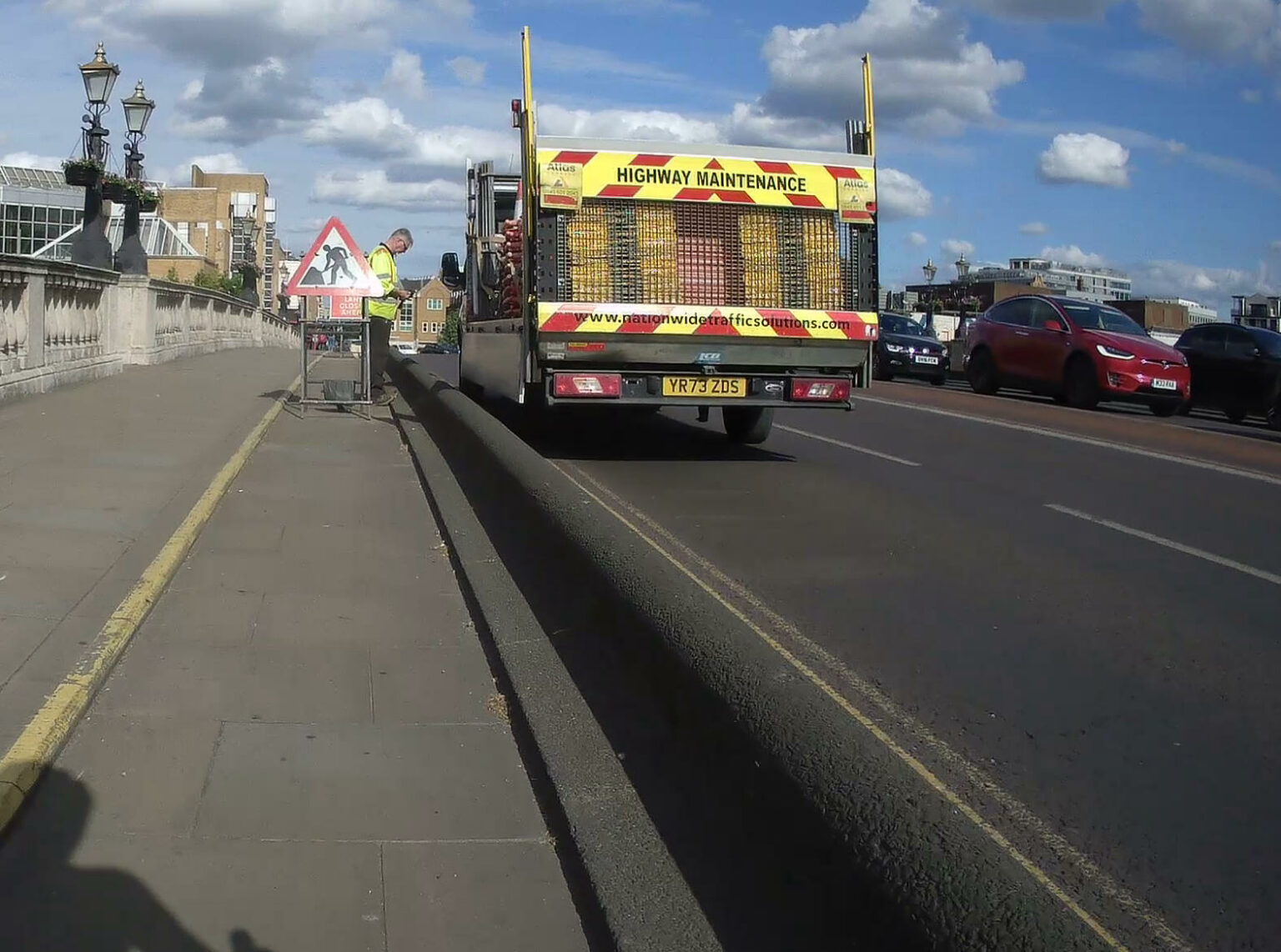 “How traumatic”: Drivers fume at cyclist for ignoring new cycle lane ...