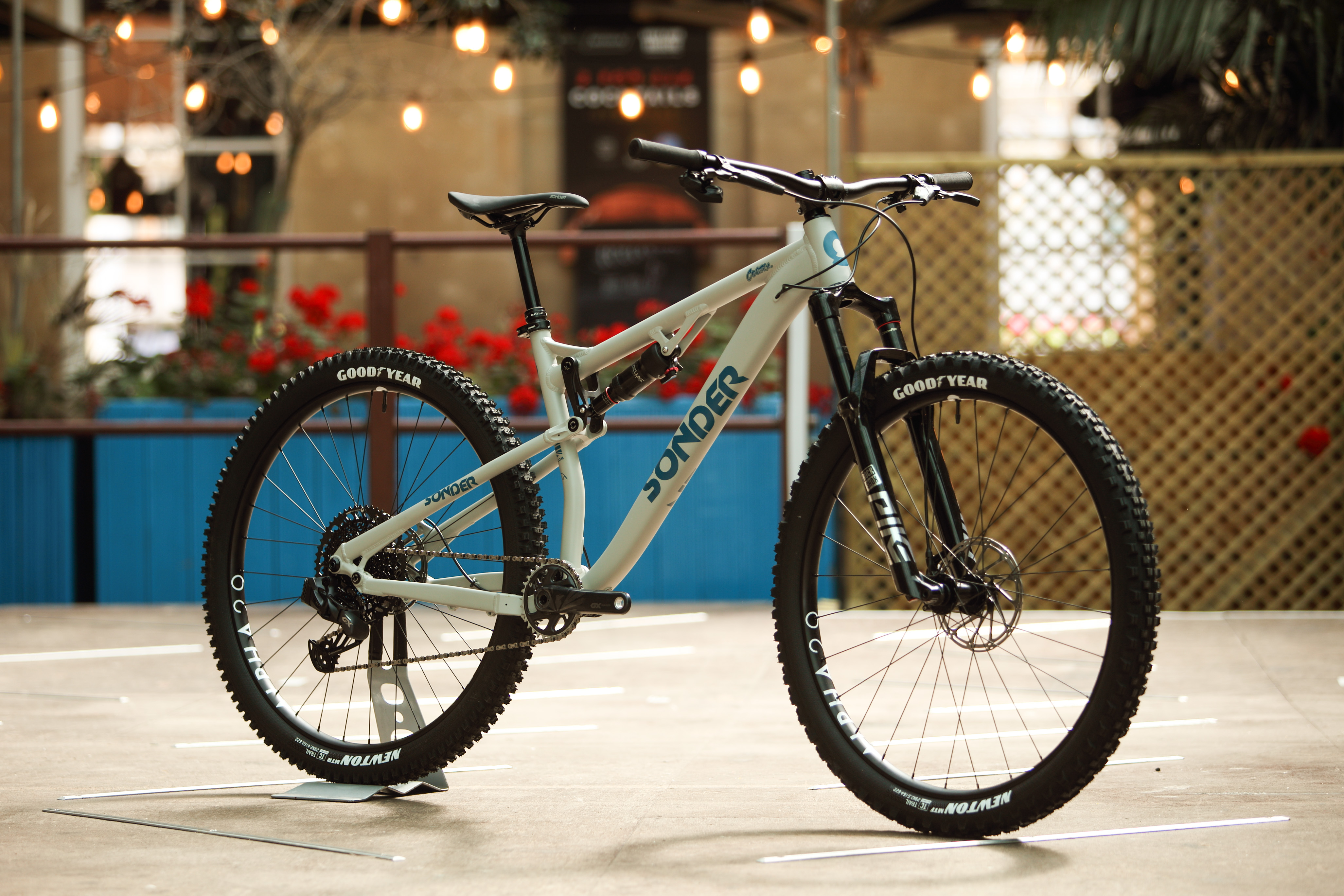 First Look: 2022 Sonder Cortex GX Eagle AXS - Cycling News | off-road.cc