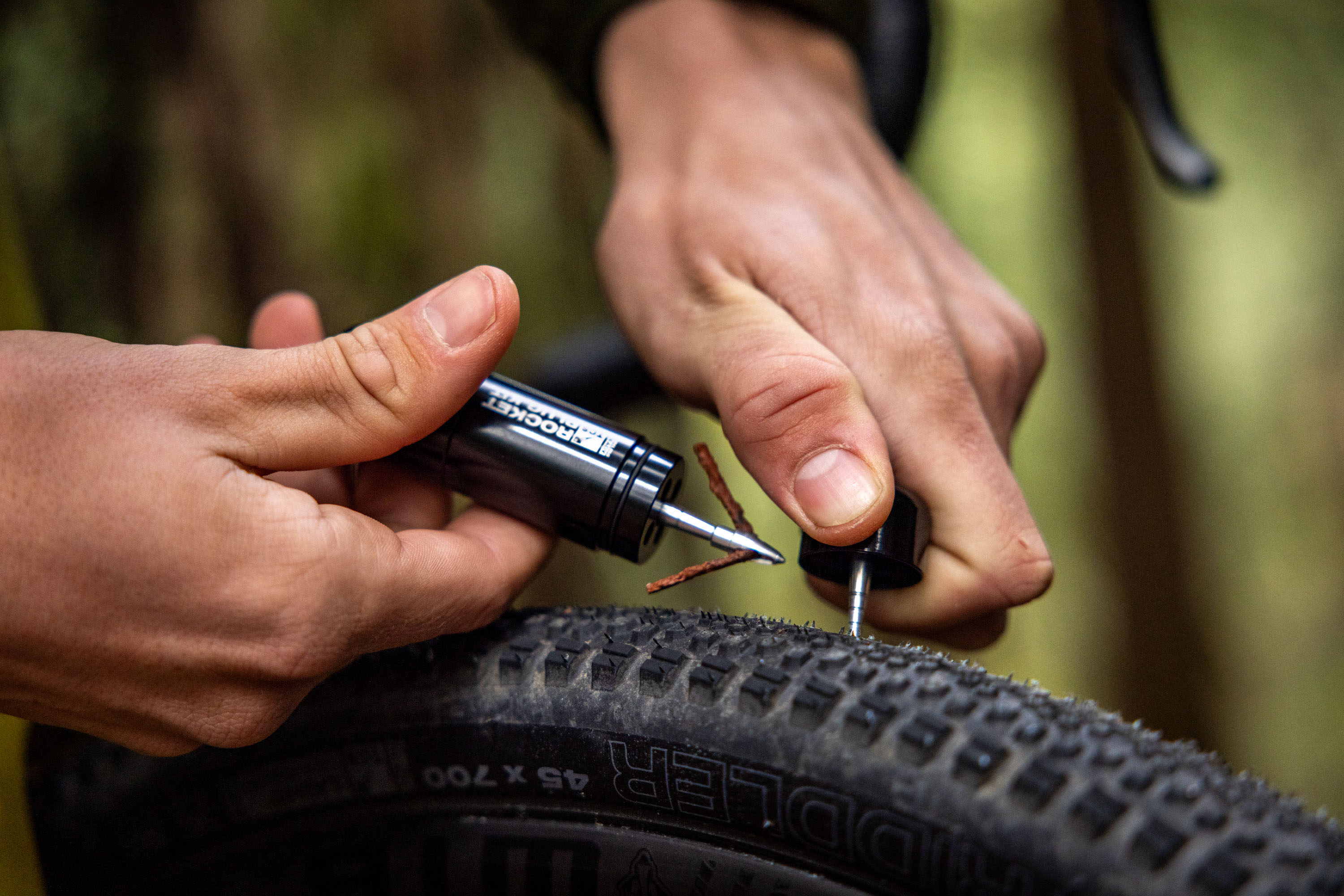 WTB bolsters its range with the TCS Rocket Tyre Plug Kit - Cycling News ...