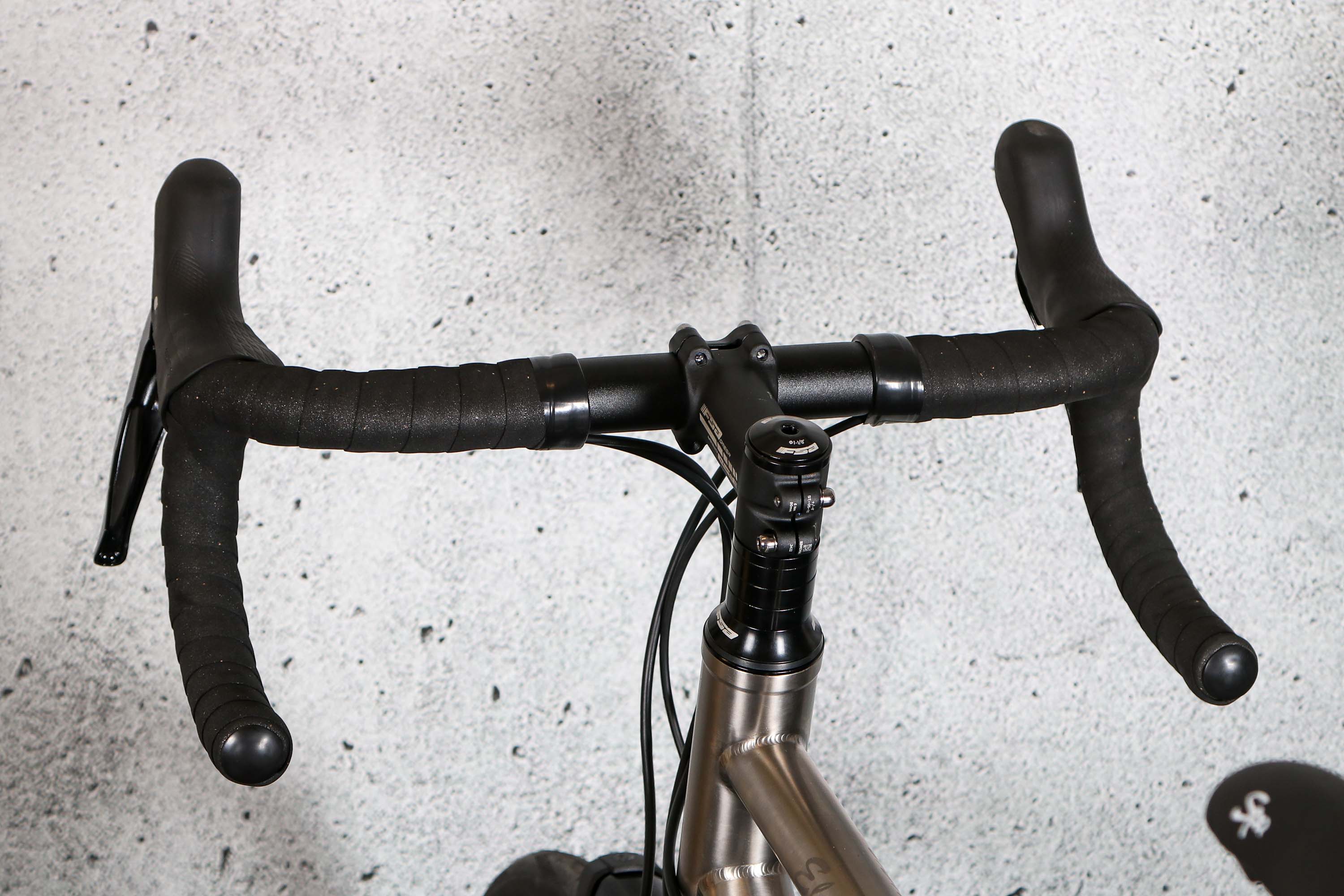 Spa Cycles Elan Ti Mk2 105 R7000 11-speed - Cycling News | Bike Reviews ...