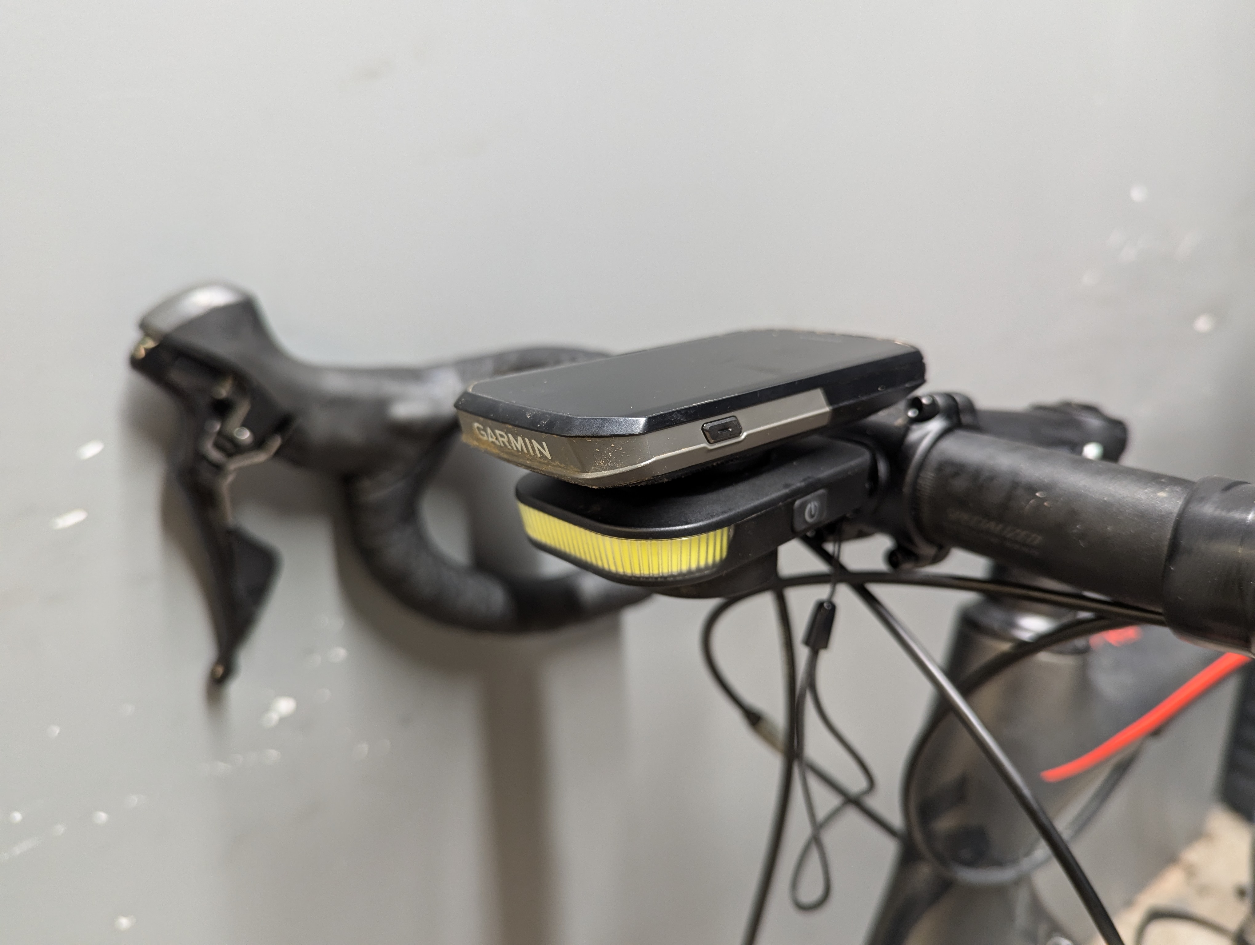 Ravemen FR300 - Cycling News | Bike Reviews | road.cc