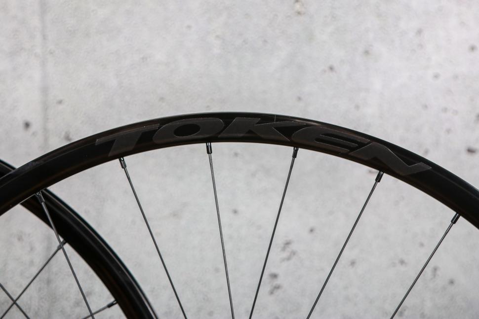 Token G23 Black 700C Gravel Wheelset - Cycling News | Bike Reviews ...