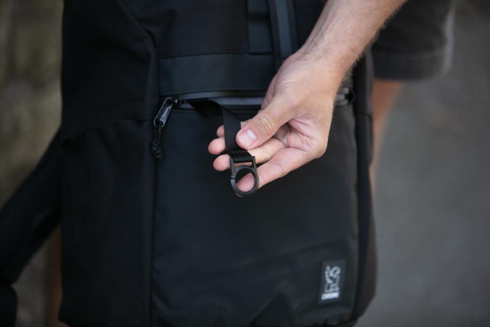 Chrome Industries Yalta 4.0 - Cycling News | Bike Reviews | road.cc