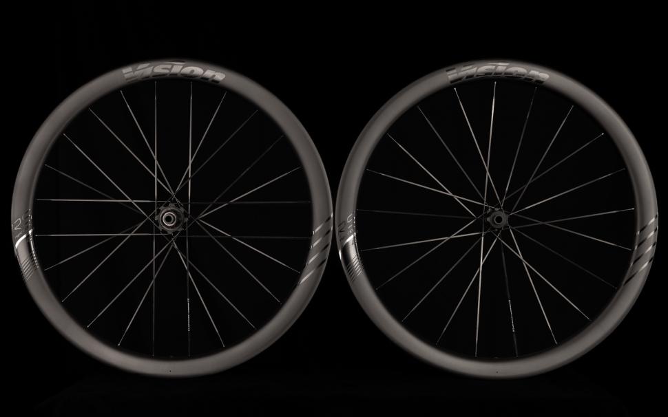 The pros' favourite race wheels just got faster! Vision launches new ...